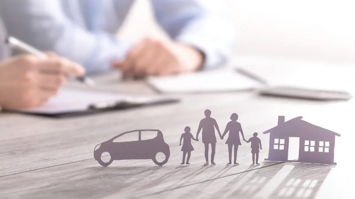 Life Insurance Agent Commission: Rates, Structures, and Payout Models