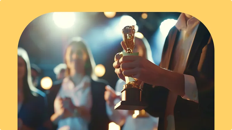 5 Long Service Awards Trends to Watch for in 2025