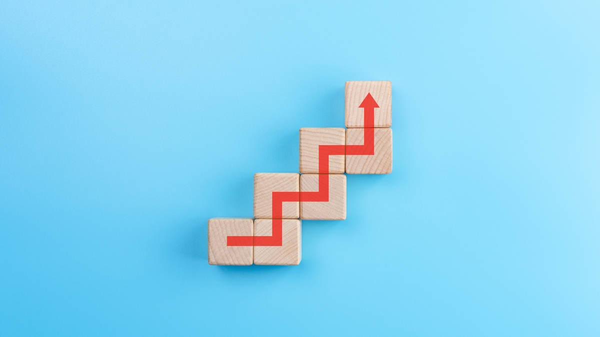 How to Measure Employee Experience: 9 Key Metrics